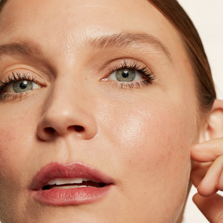 Lash Up Peptide Thickening Mascara with Growth Serum Actives for ...